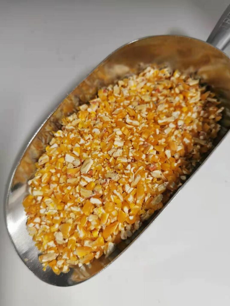 Crushed Maize/Corn 1kg - Brewers Choice